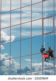 4,032 Skyscraper window washer Images, Stock Photos & Vectors ...
