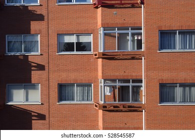 Windows Stock Photo 528545587 | Shutterstock