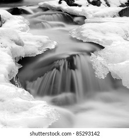 7,590 Winter stream wallpaper Images, Stock Photos & Vectors | Shutterstock