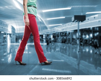 15,945 Model standing straight Images, Stock Photos & Vectors ...
