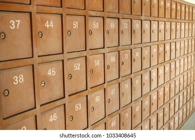 33 imágenes de Pigeon hole mailboxes - Imágenes, fotos y vectores de ...