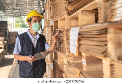 Worker Checking Raw Material Inventory Factory Stock Photo 2069732486 ...
