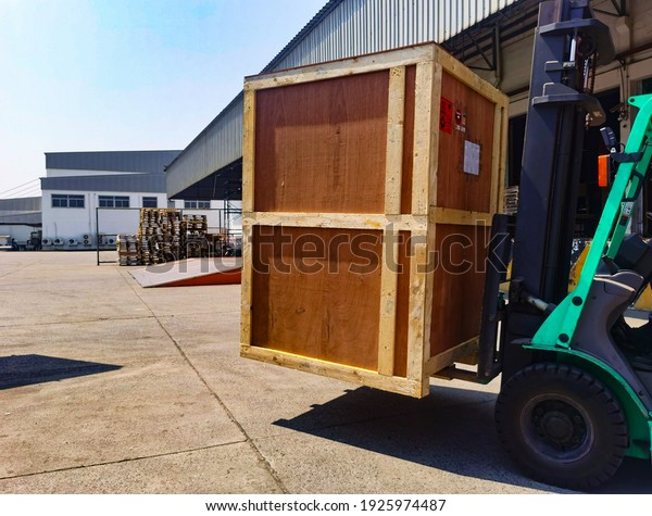 Worker Driving Forklift Loading Shipment Carton Stock Photo 1925974487 ...