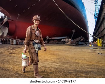 Worker Going Bucket By Deck Dry Stock Photo 1483949177 | Shutterstock