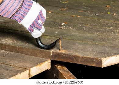 277 Using a crowbar Images, Stock Photos & Vectors | Shutterstock