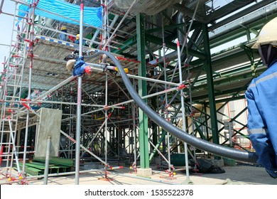 Workers Pulling High Voltage Cable Line Stock Photo 1535522378 ...