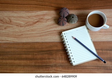 Workspace Work Coffee Table Stock Photo 648289909 | Shutterstock