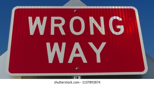 Red White Wrong Way Sign Entrance Stock Photo (Edit Now) 1039762747