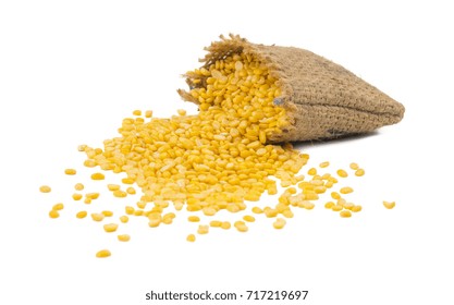 Стоковая фотография 717219697: Yellow Split Dal Bag Know Mogar ...