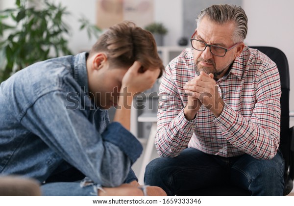 Young Broken Down Man Talking About Stockfoto 1659333346 | Shutterstock