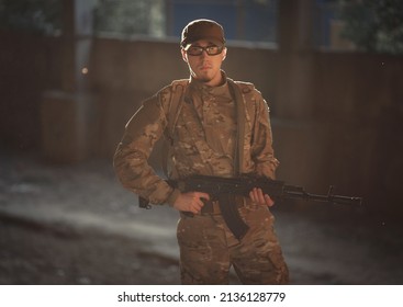 402 Soldier Without Weapon Images, Stock Photos & Vectors | Shutterstock