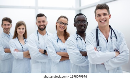 94,334 Smiling Healthcare Worker Images, Stock Photos & Vectors ...