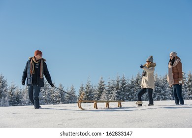 12,118 Pulling sled Images, Stock Photos & Vectors | Shutterstock