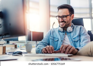 4,312 Employee Working Software Engineering Images, Stock Photos ...