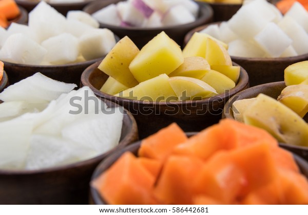 Yukon Gold Potato Cubes Array Root 스톡 사진 586442681 | Shutterstock