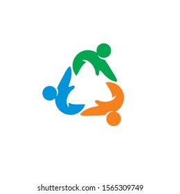 Crowd People Tri People Community Logo Stock Vector (Royalty Free ...