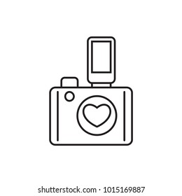 Heart Camera Icon Illustration Isolated Vector Stock Vector (Royalty ...