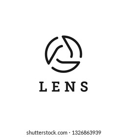 Lens Logo Design Template Stock Vector (Royalty Free) 1326863939 ...