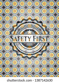 Safety First Arabic Badge Background Arabesque: เวกเตอร์สต็อก (ปลอดค่า ...