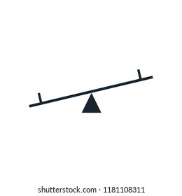 Simple Equal Balance Scale Icon Vector: เวกเตอร์สต็อก (ปลอดค่าลิขสิทธิ์ ...