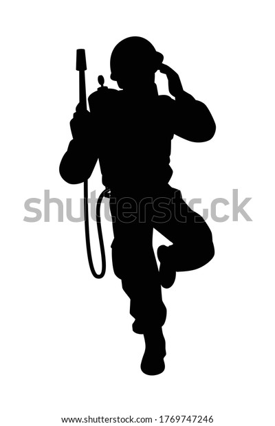 Soldier Flamethrower Silhouette Vector: เวกเตอร์สต็อก (ปลอดค่าลิขสิทธิ์ ...