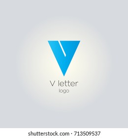 V Letter Bold Logo Design Vector Stock Vector (Royalty Free) 713509537 ...