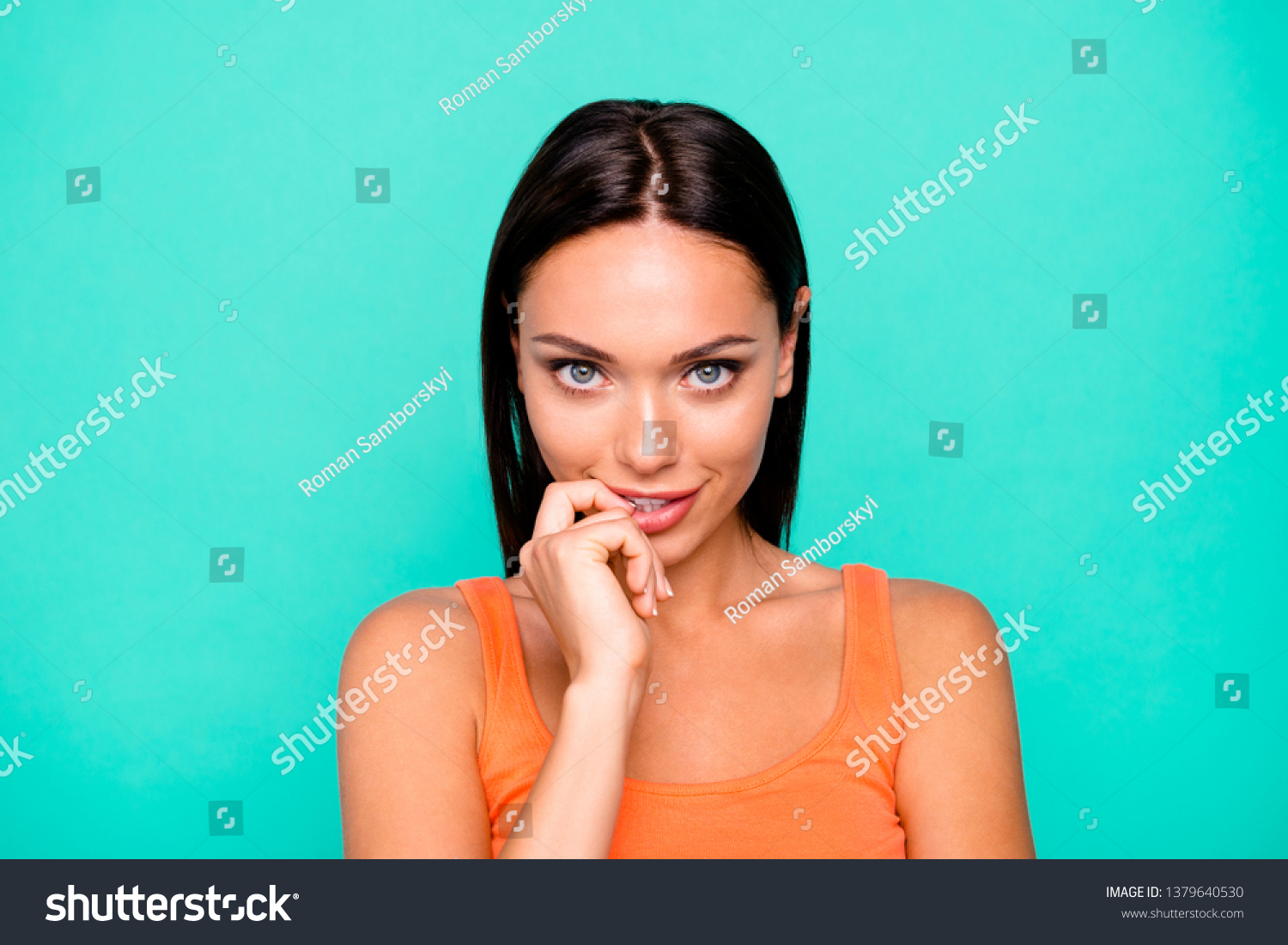 10552 Imágenes De Sexy Woman Biting Lip Imágenes Fotos Y Vectores De Stock Shutterstock