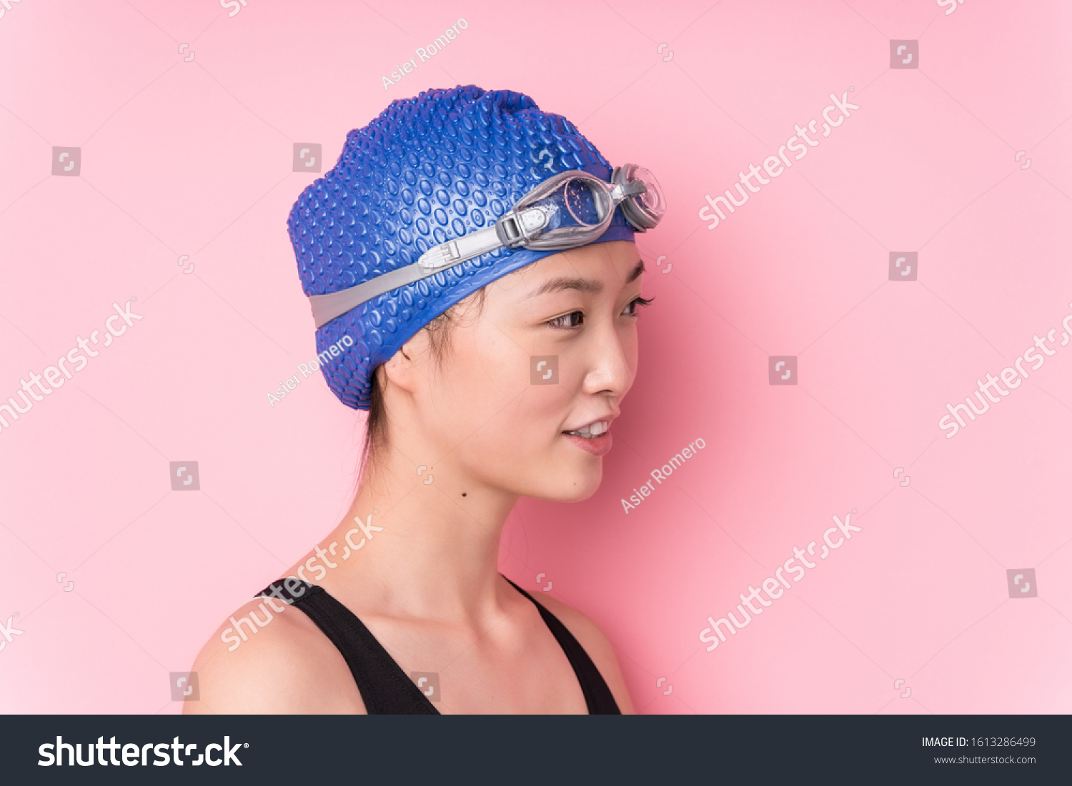 Young Japanese Swimmer Woman Face Closeup Foto Stok 1613286499 Shutterstock