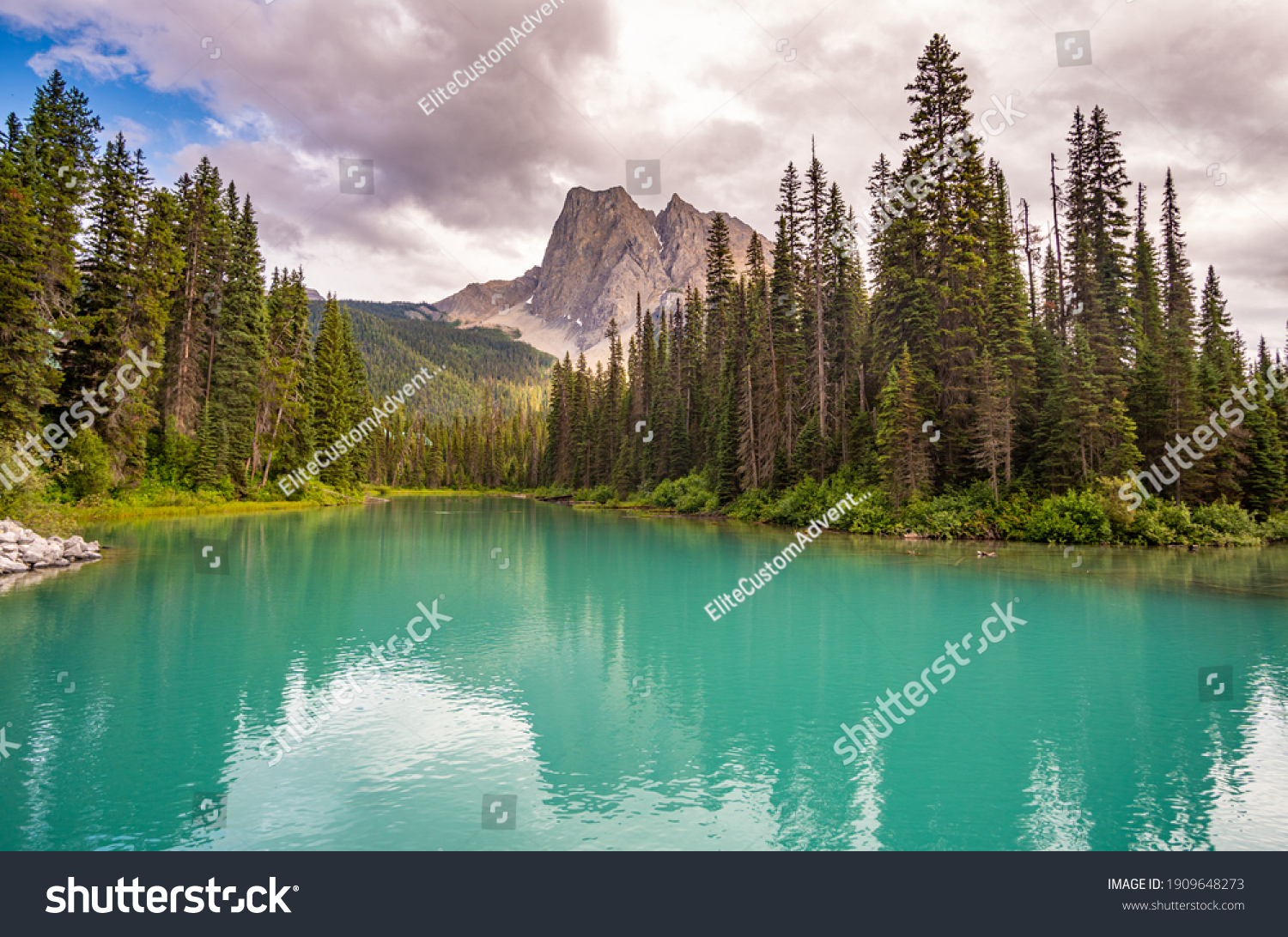Stunning Waters Emerald Lake Yoho Stock Photo 1909648273 | Shutterstock Stunning Waters Emerald Lake Yoho Stock Photo 1909648273 | Shutterstock