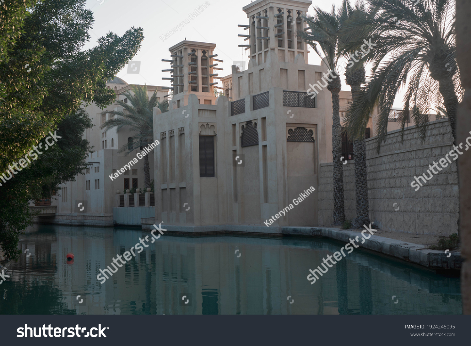 Traditional Arabic Architecture Madinat Jumeirah Stock Photo 1924245095 ... Traditional Arabic Architecture Madinat Jumeirah Stock Photo 1924245095 ...