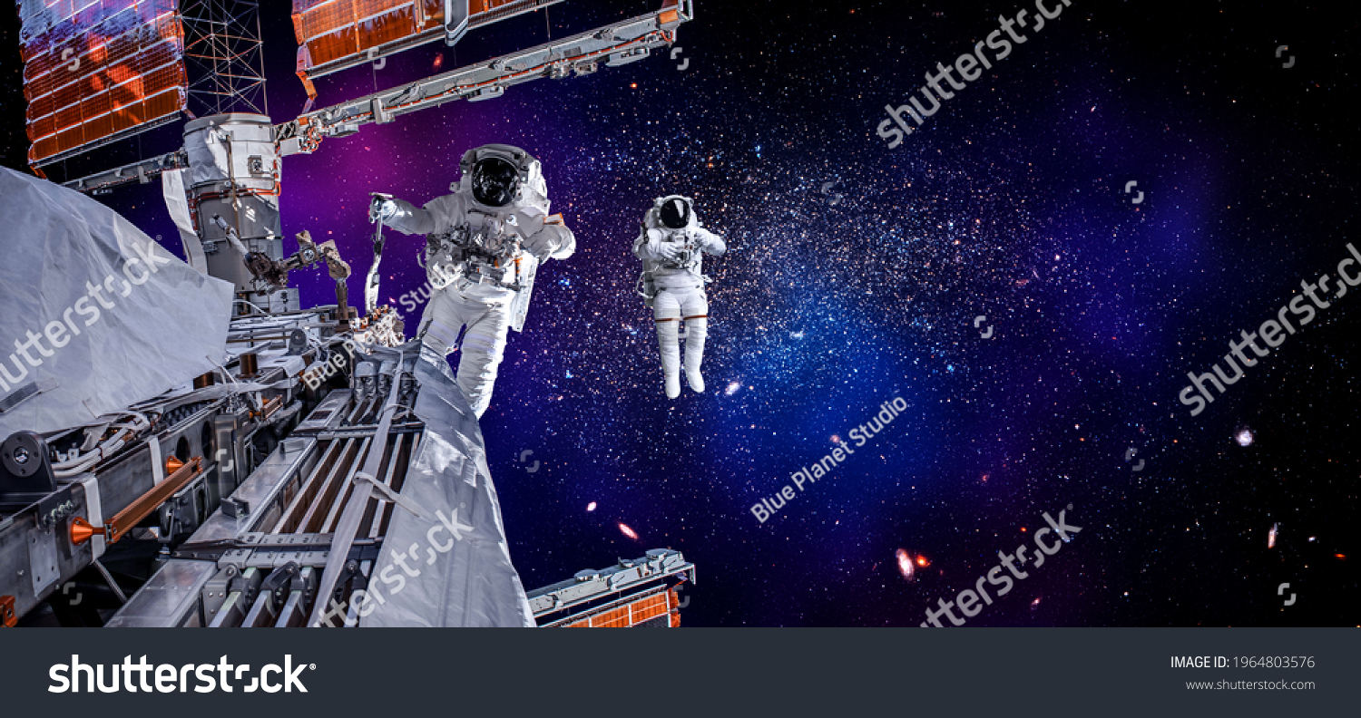 1,123 Astronaut Working In Space Station Images, Stock Photos & Vectors ...