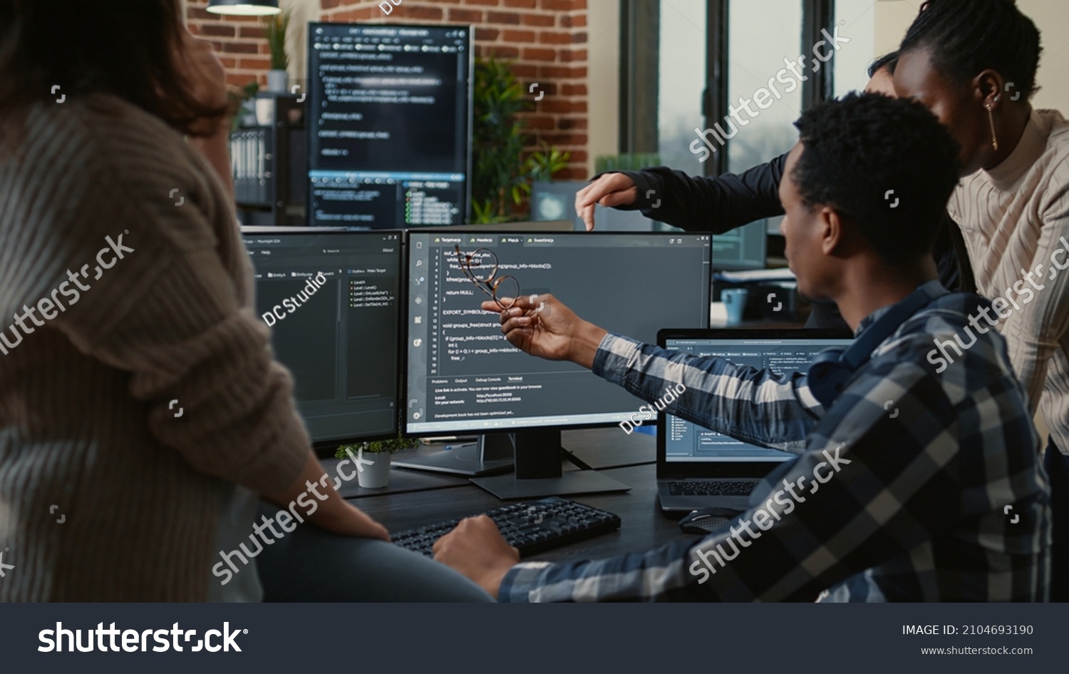 8,995 Explanation teamwork Images, Stock Photos & Vectors | Shutterstock