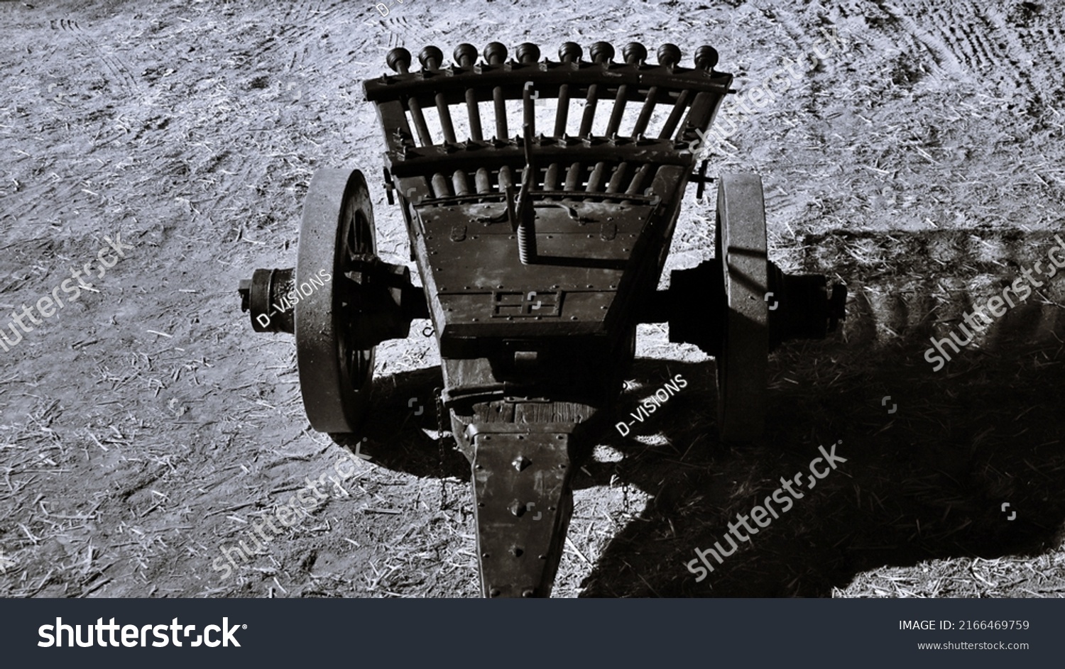 Renaissance Cannon Faithful Reconstruction Leonardo Da Stock Photo ... Renaissance Cannon Faithful Reconstruction Leonardo Da Stock Photo ...
