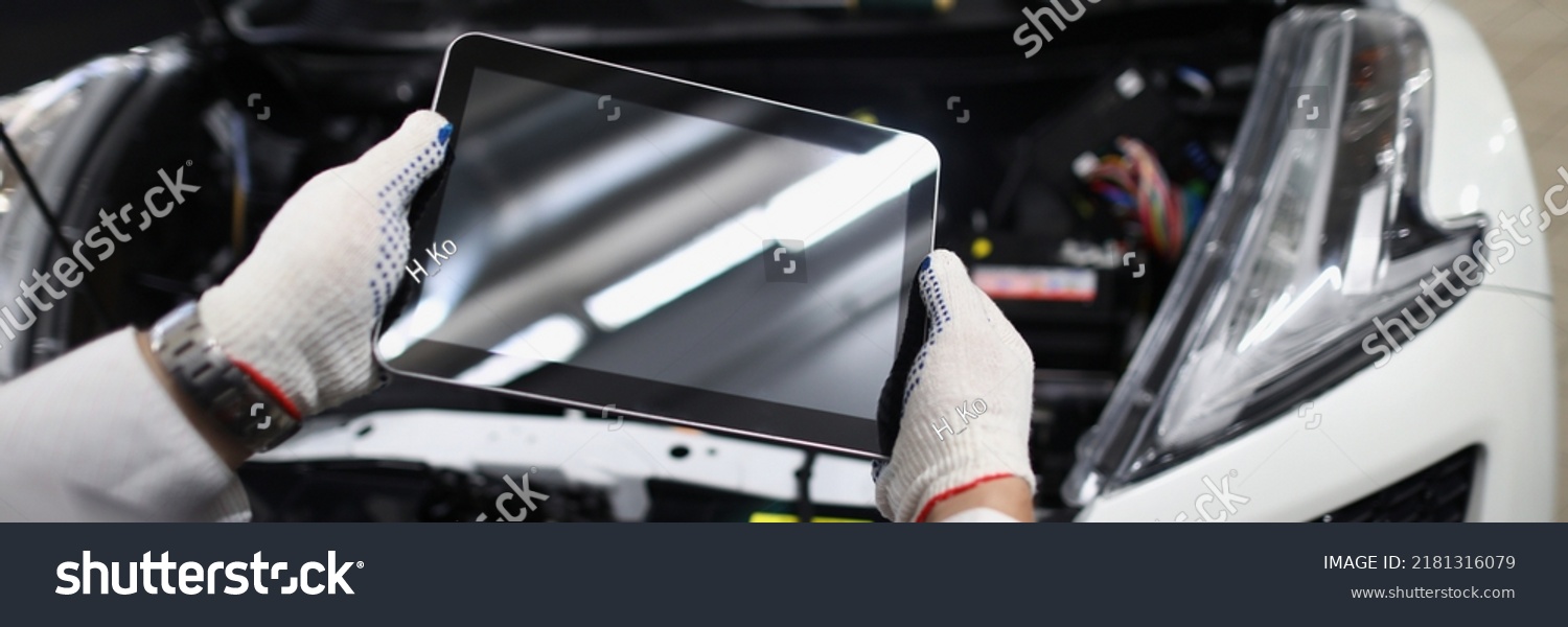 Mechanic Use Tablet Device Black Screen Stock Photo 2181316079 ... Mechanic Use Tablet Device Black Screen Stock Photo 2181316079 ...