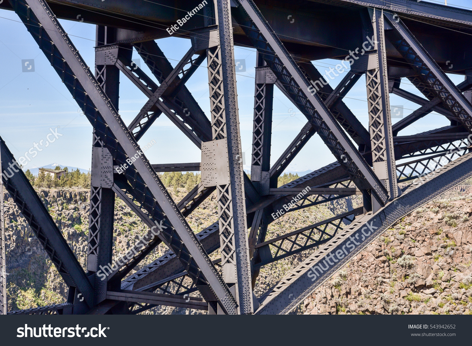 Steel Arch Bridge Structure Stock Photo 543942652 | Shutterstock Steel Arch Bridge Structure Stock Photo 543942652 | Shutterstock