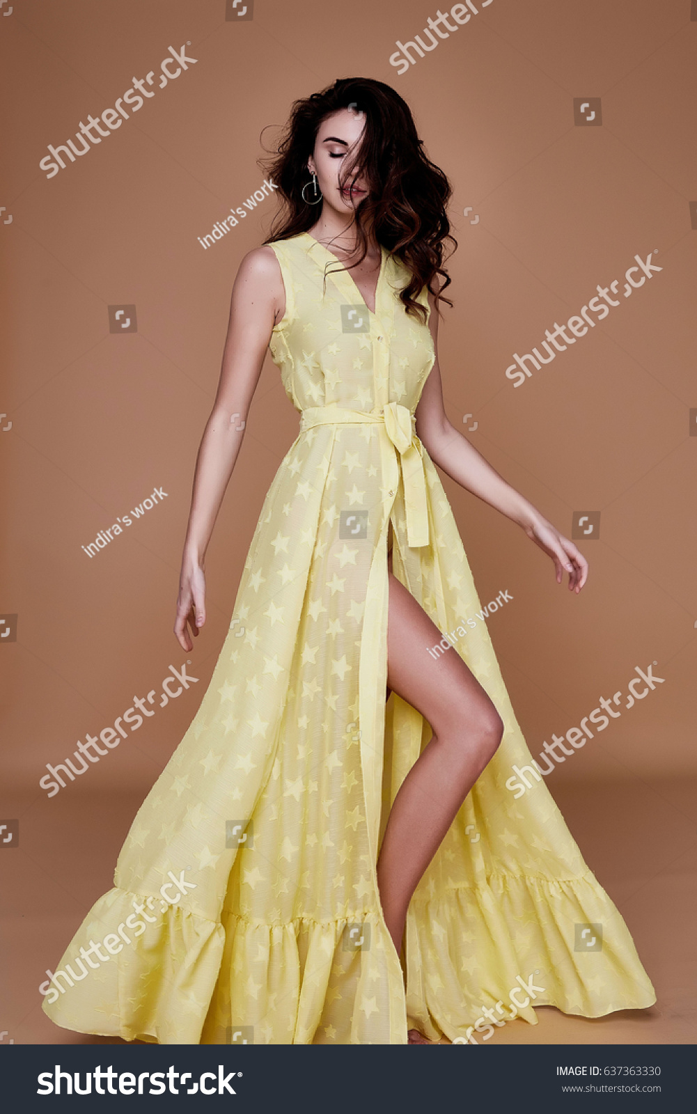Стоковая фотография 637363330 Sexy Beauty Woman Pretty Face Tan Shutterstock