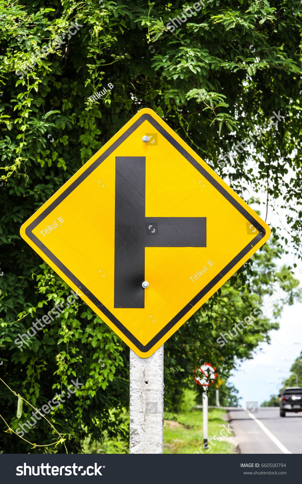 Road Intersection Sign