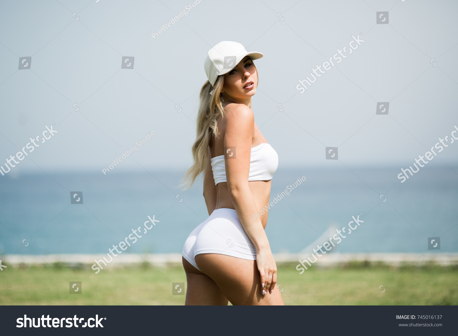 Full Length Side View Portrait Young Stock Photo 745016137 | Shutterstock Full Length Side View Portrait Young Stock Photo 745016137 | Shutterstock
