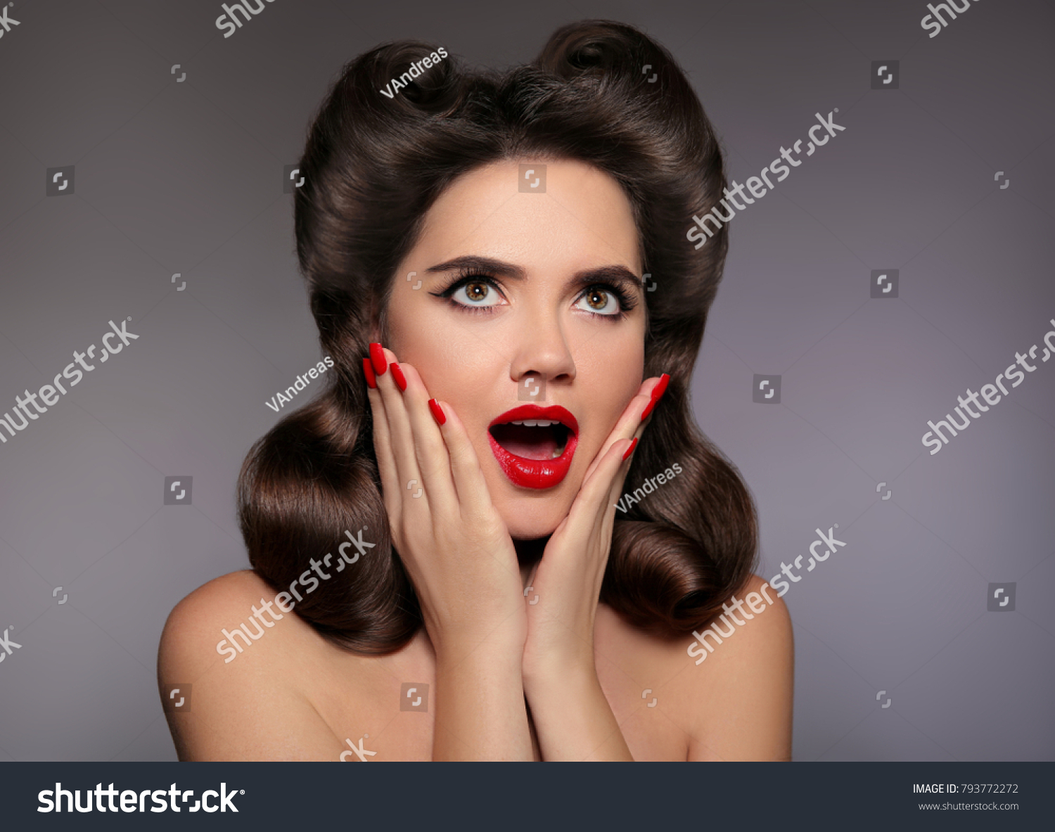 Surprised Pin Girl Holds Cheeks By Foto Stok 793772272 Shutterstock