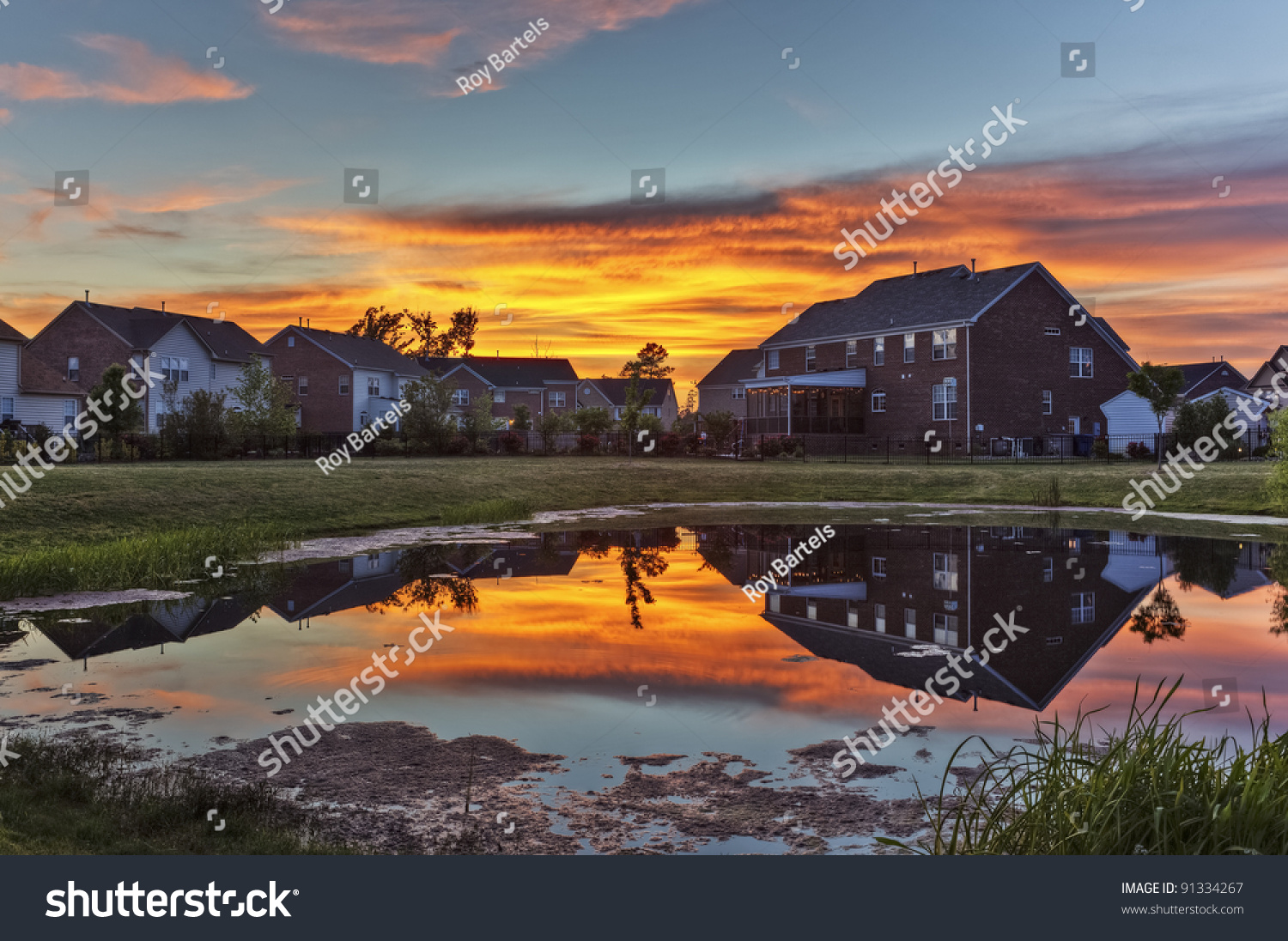 Backyard Sunset Stock Photo (Edit Now) 91334267 | Shutterstock