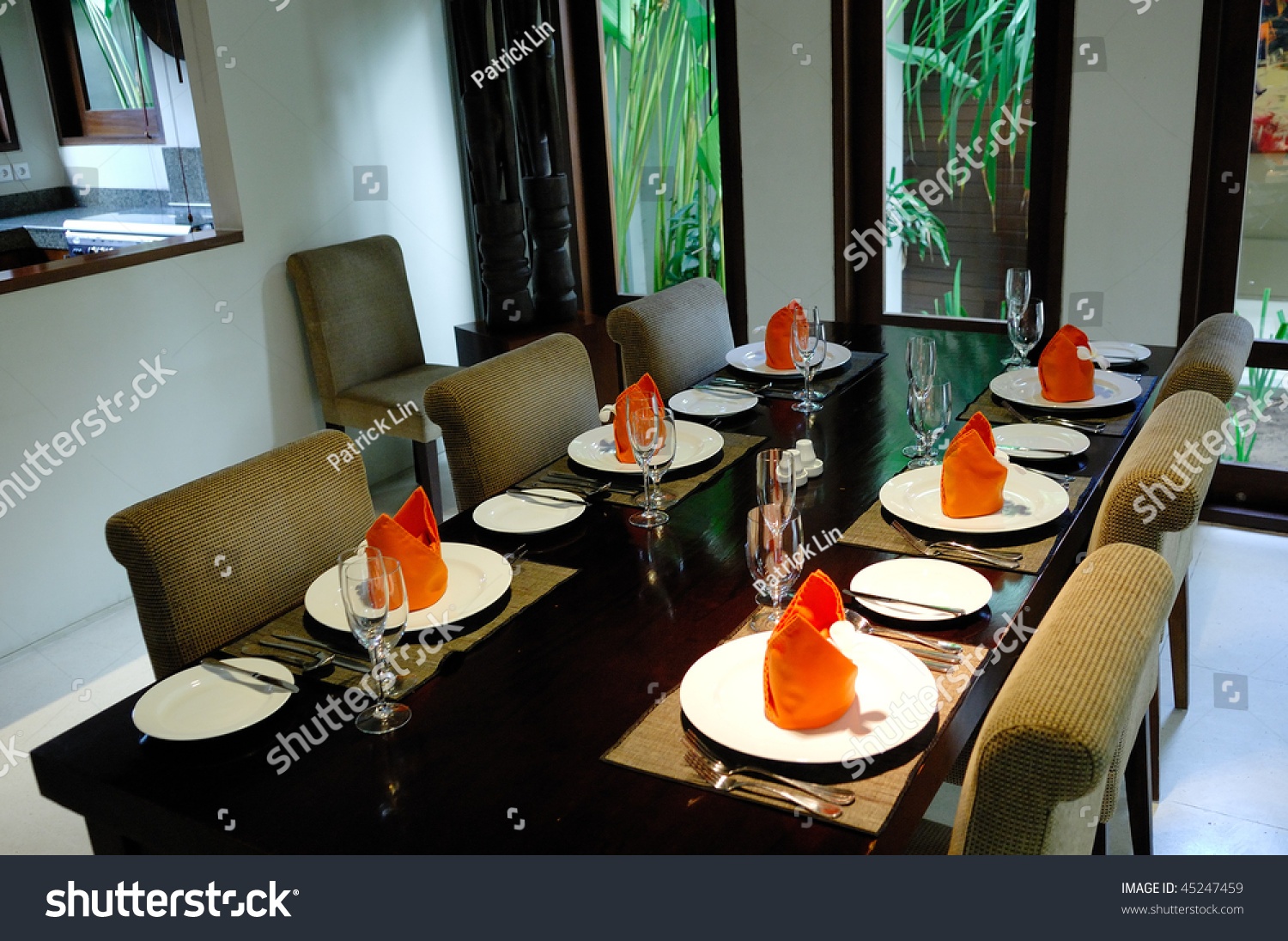 Dining Table Bali