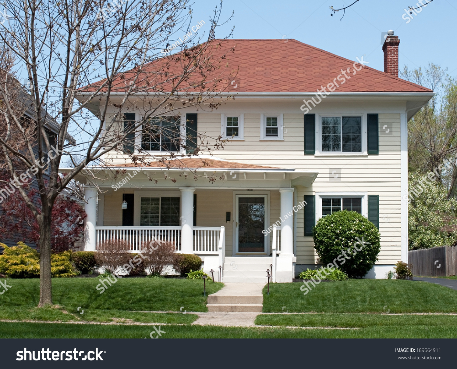 Basic Two Story House Stock Photo (Edit Now) 189564911