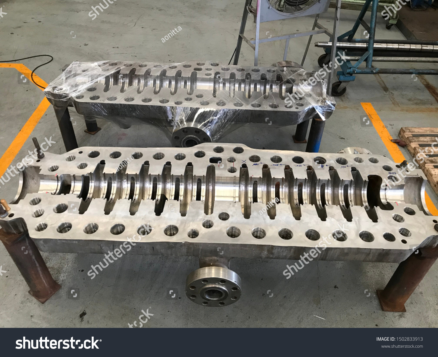 Bb3 Multistage Split Case Pump Disassembled Stock Photo 1502833913 ...