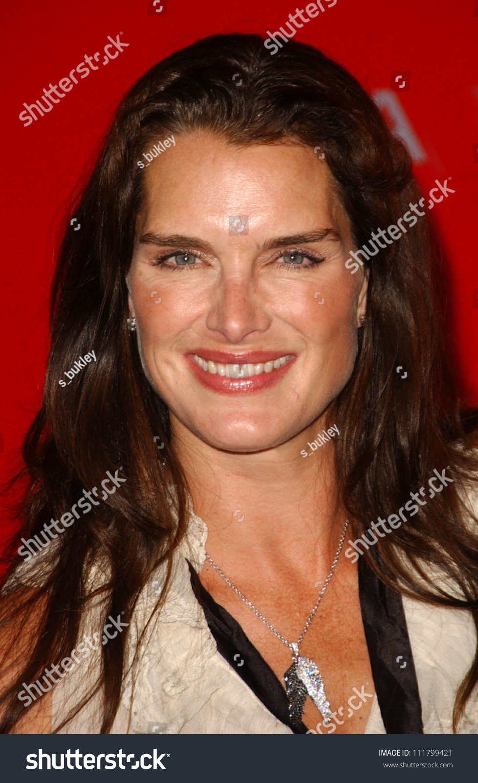Brooke Shields Opening Flagship Garrard Boutique库存照片111799421 ... Brooke Shields Opening Flagship Garrard Boutique库存照片111799421 ...