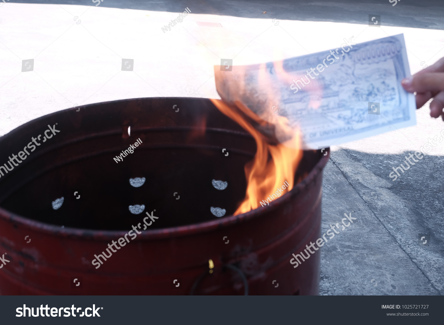 Burning Fake Money Praying God Chinese Stock Photo 1025721727 ... Burning Fake Money Praying God Chinese Stock Photo 1025721727 ...
