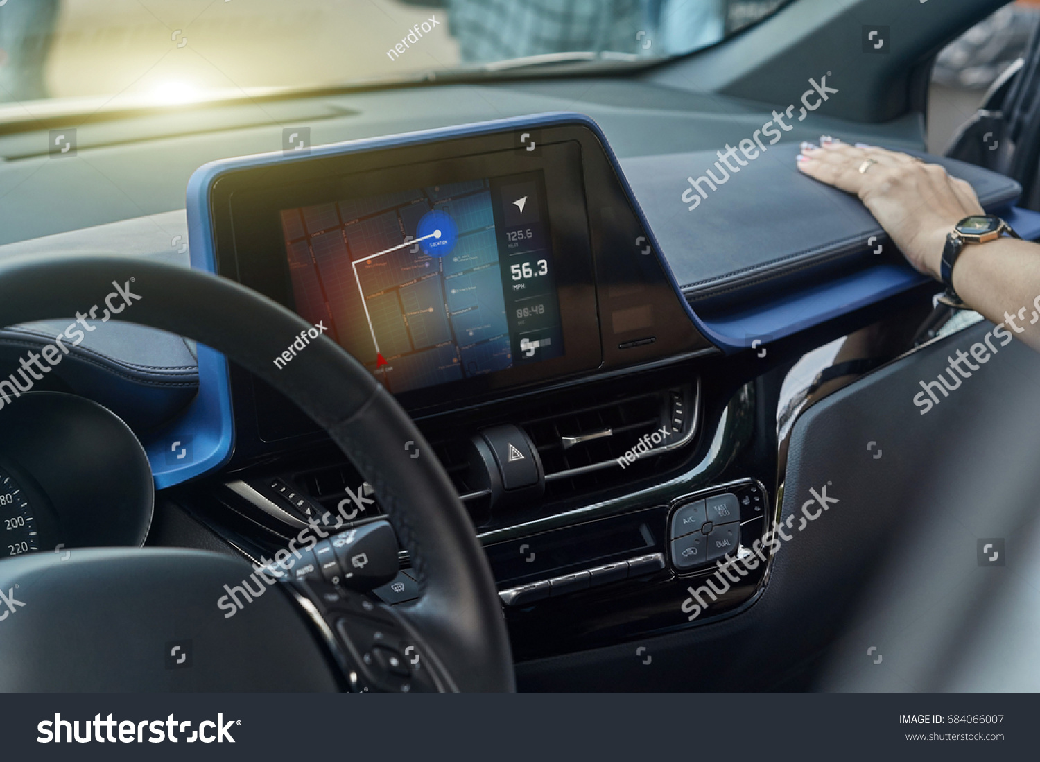10,547 Automobile navigation system Images, Stock Photos & Vectors ...