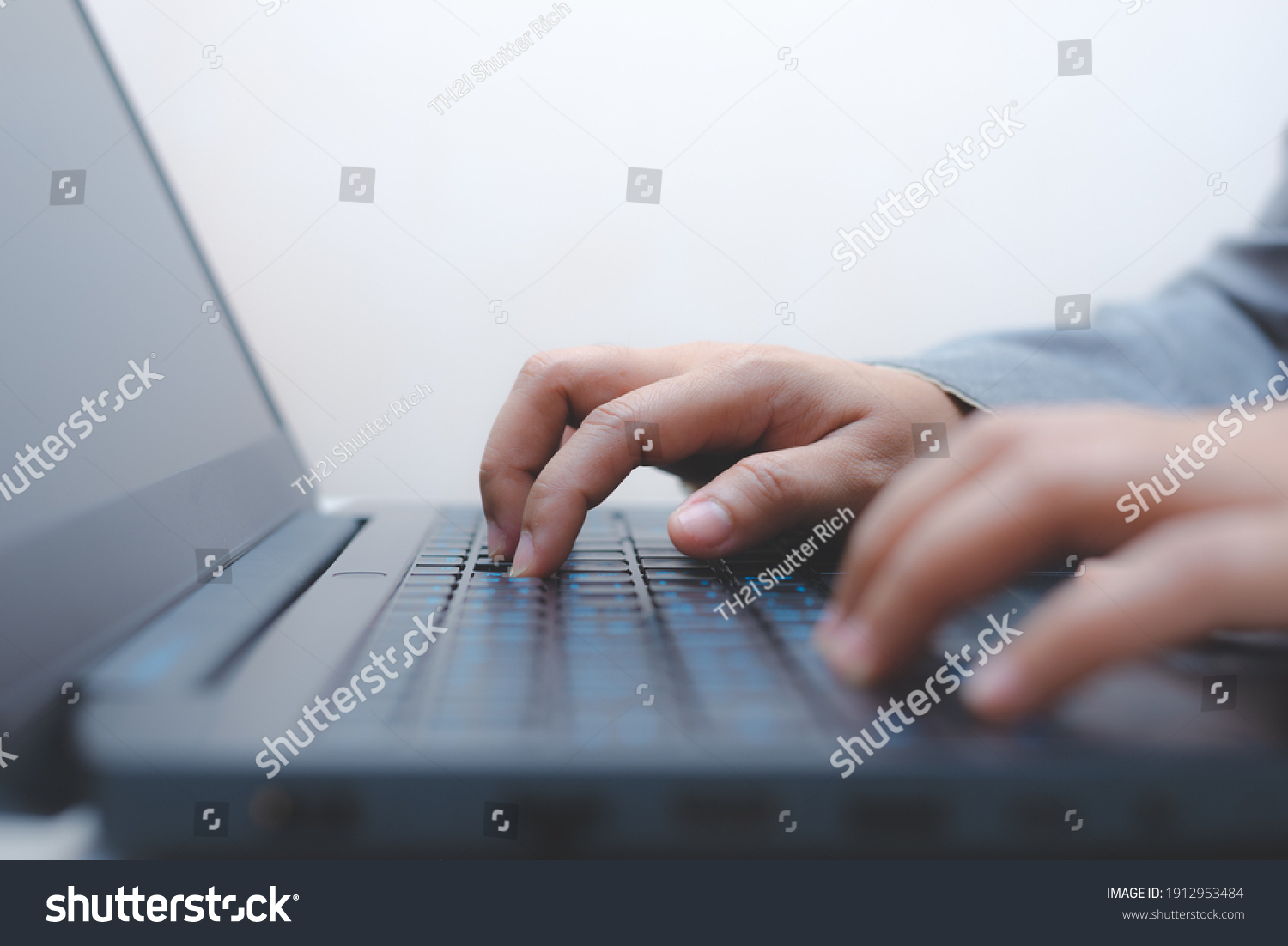 Keyboard Images, Stock Photos & Vectors | Shutterstock