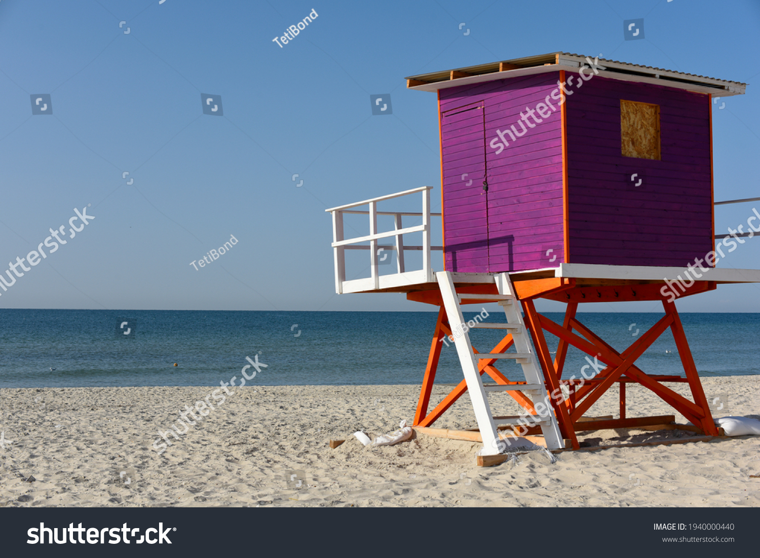 22.380 imágenes de Lifeguard tower - Imágenes, fotos y vectores de ...