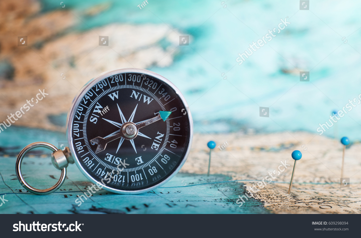 Compass Images, Stock Photos & Vectors | Shutterstock