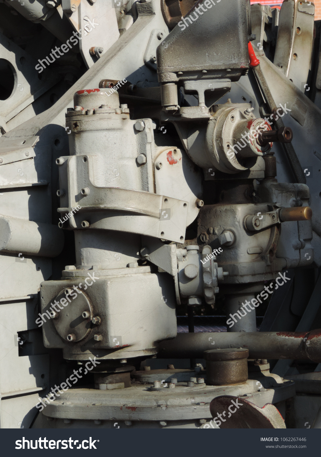 Complex Mechanical System Stock Photo 1062267446 | Shutterstock